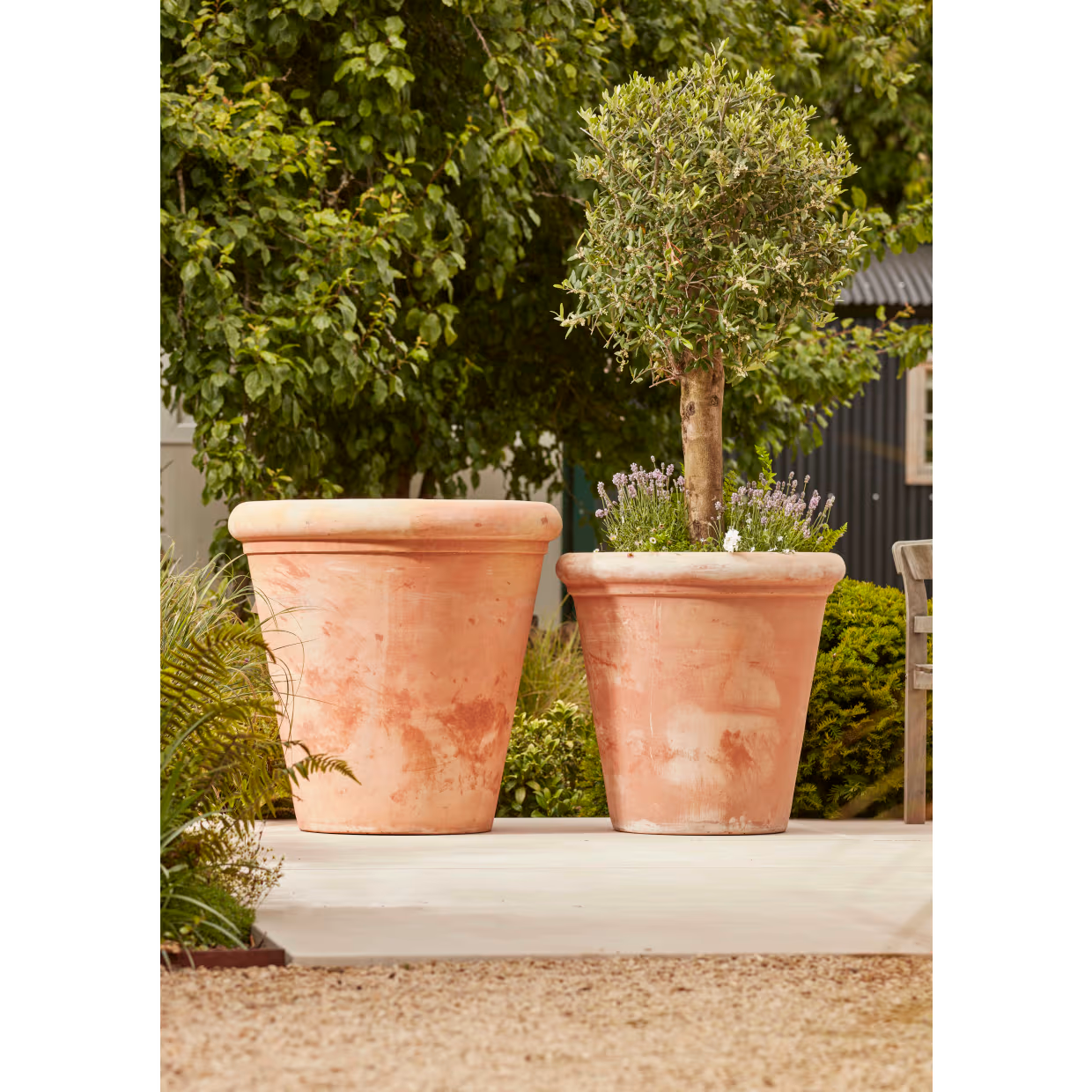 Antique rolled rim – Underleaf